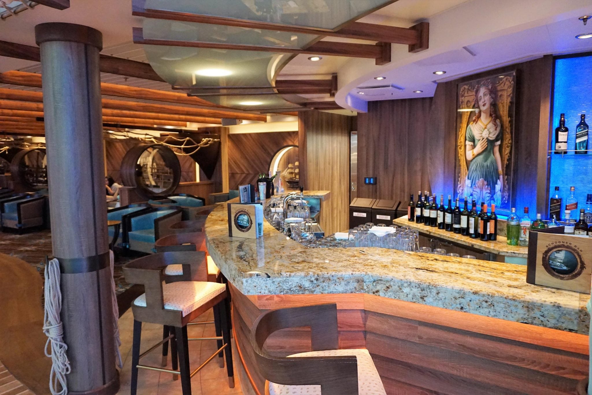 Our Complete Guide to all the Harmony of the Seas Bars