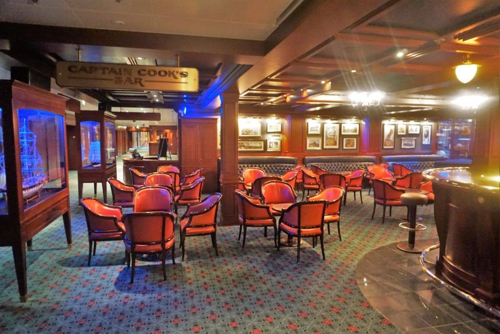 Complete Guide to Norwegian Sky Bars | EatSleepCruise.com