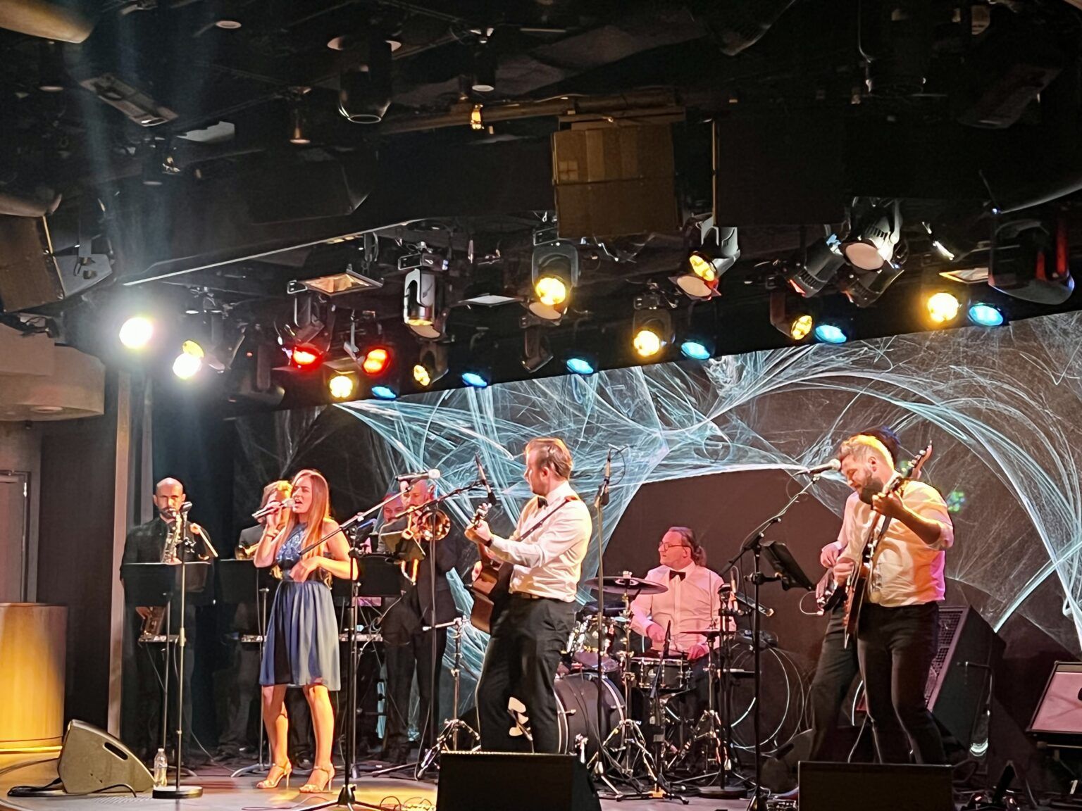 Discovery Princess Bar Guide With Menus - Eat Sleep Cruise