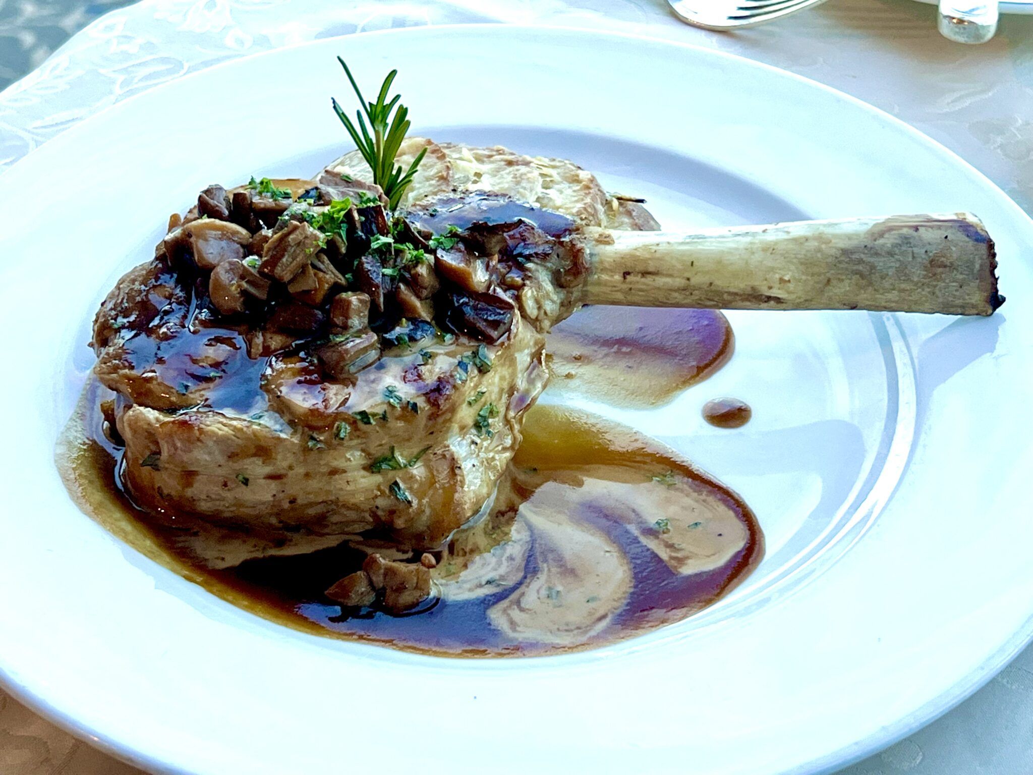 Oceania Cruises Restaurant Guide with Menus | Eat Sleep Cruise