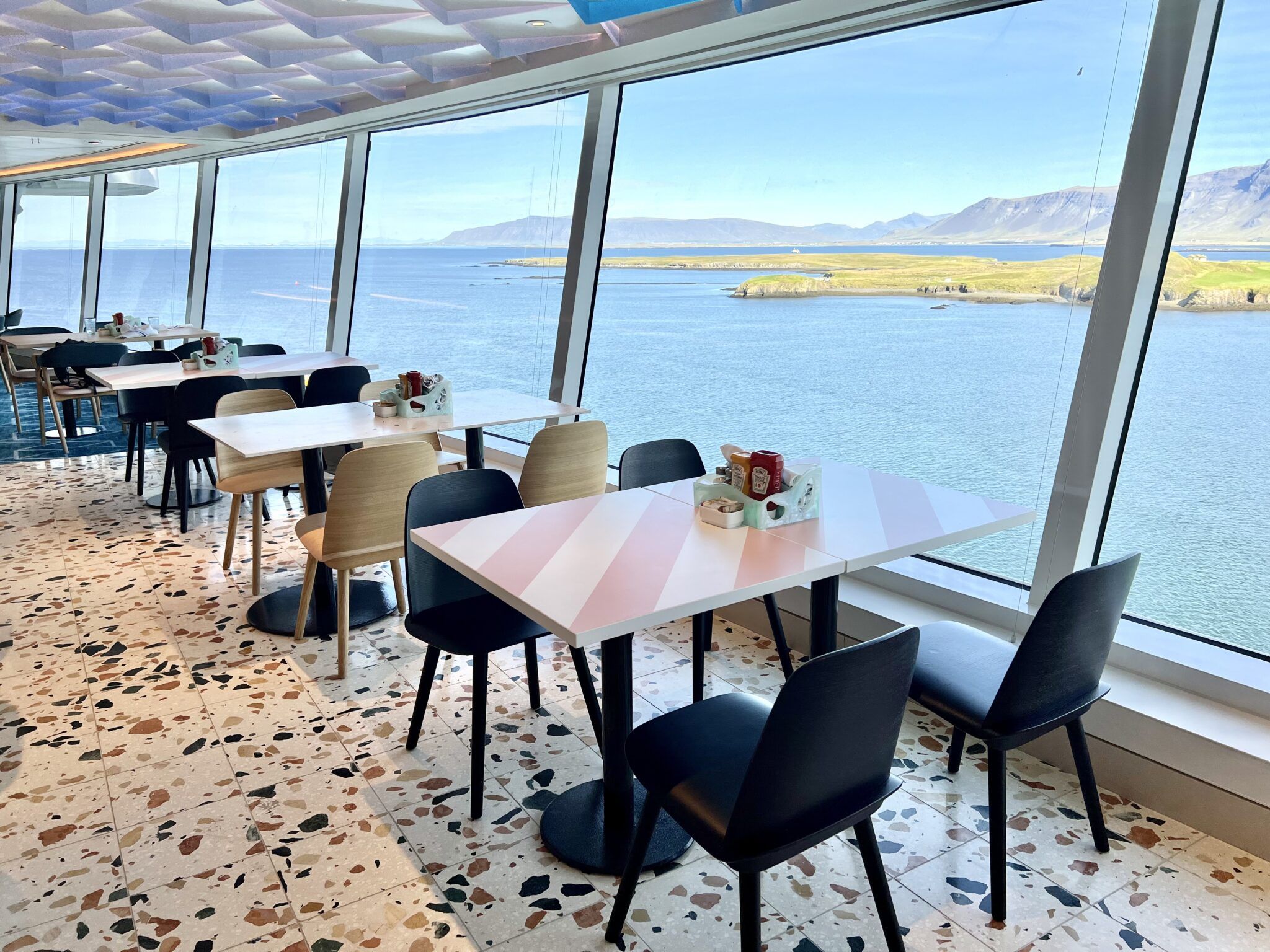 Norwegian Prima Restaurants Guide With Menus