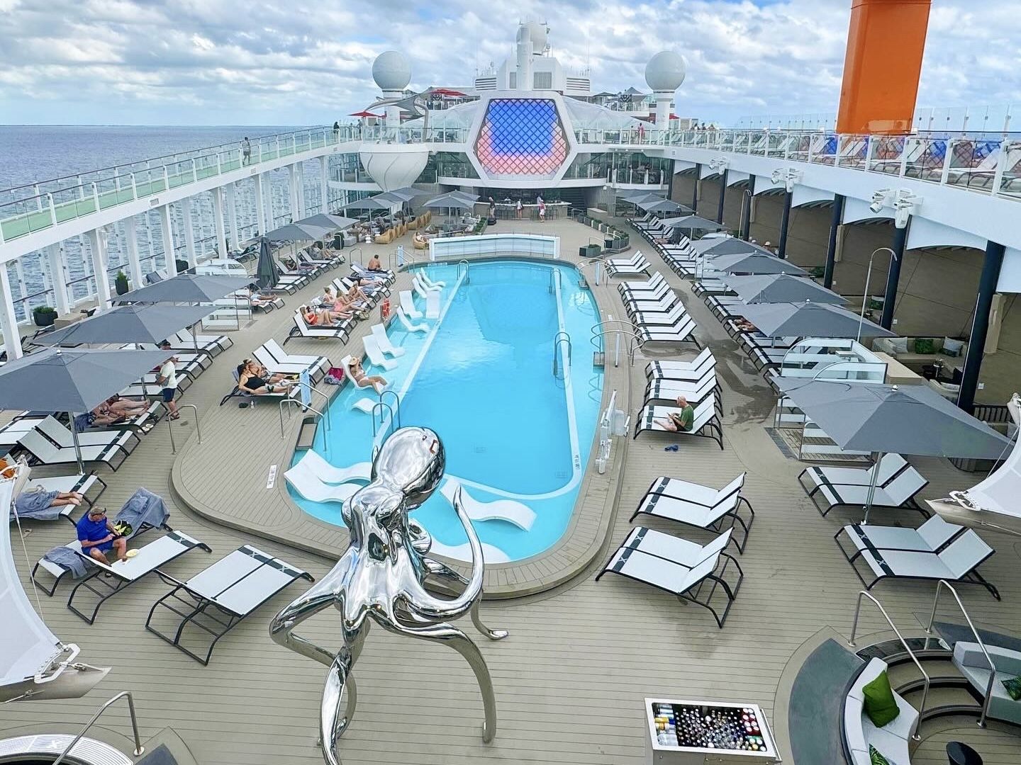 What's Included on Cruises? We Breakdown Everything That's Part of Your ...