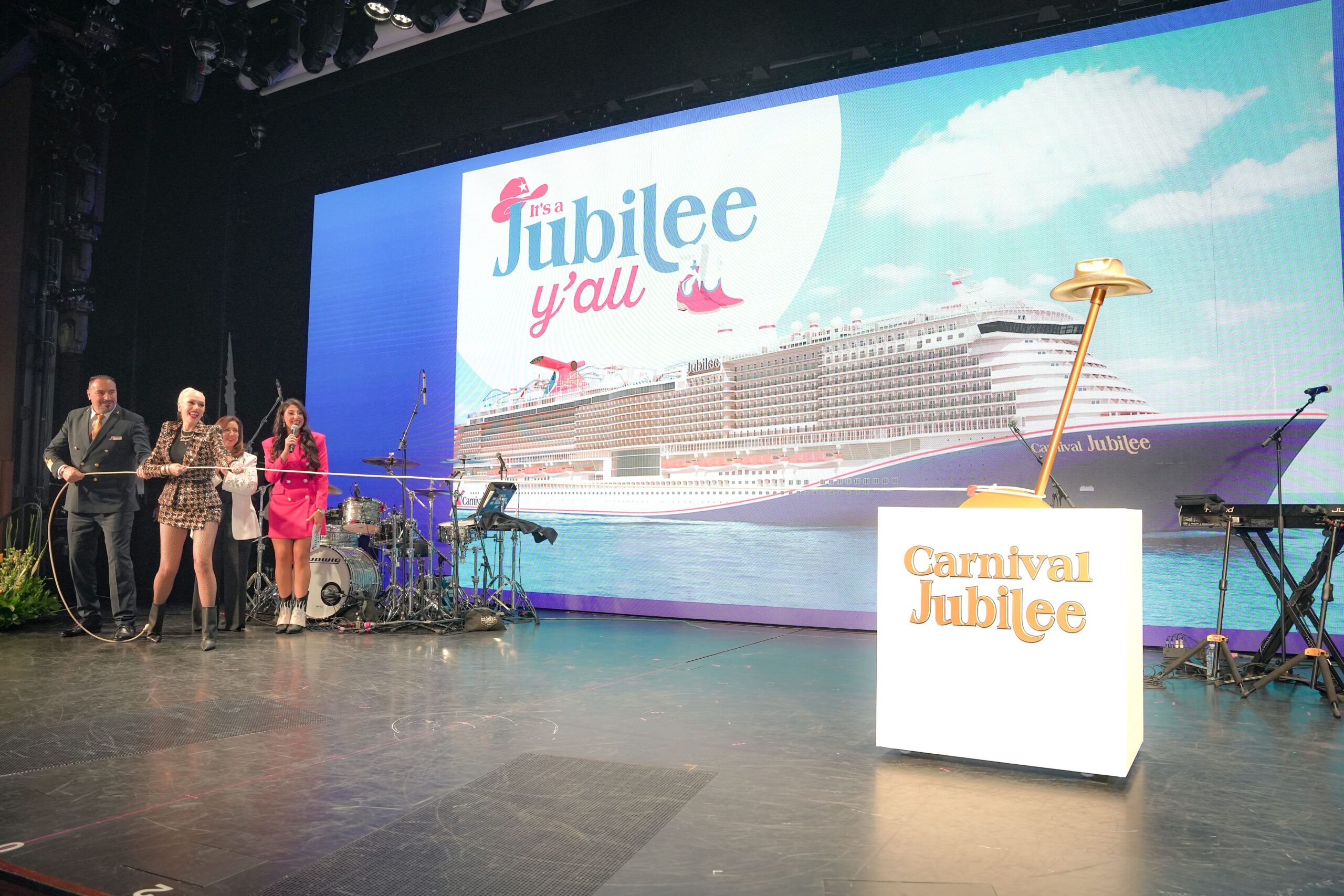 Carnival Jubilee Godmother Gwen Stefani Christens Ship - EatSleepCruise.com Carnival Jubilee Godmother Gwen Stefani Christens Ship - EatSleepCruise.com