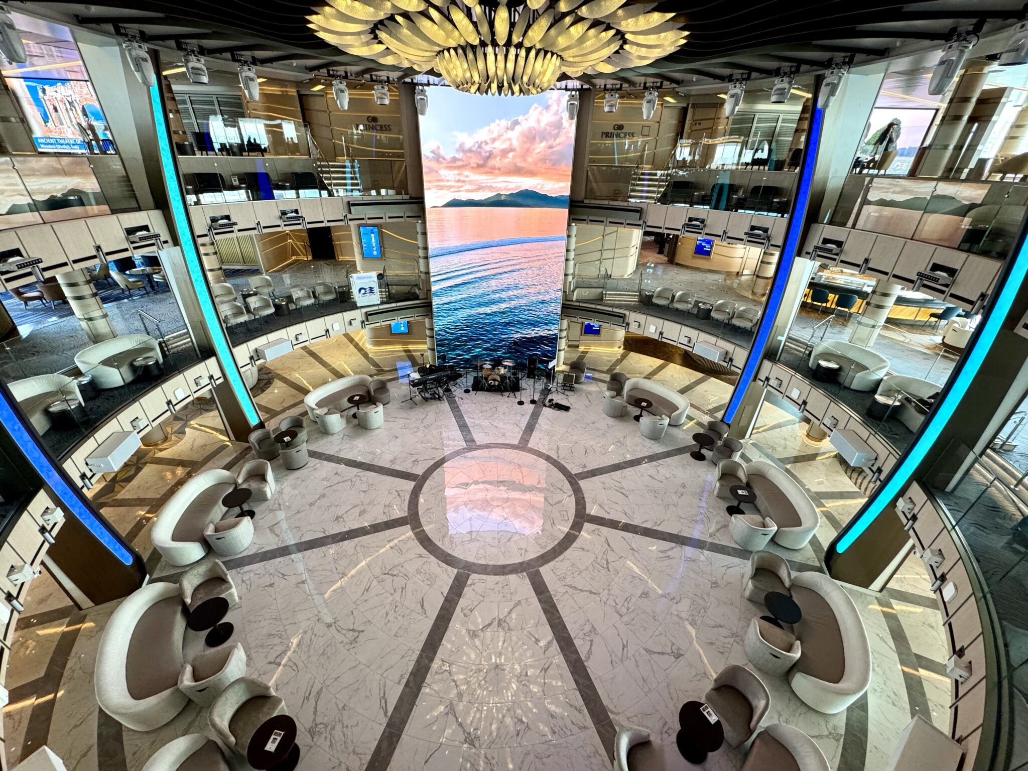 Complete Guide to Sun Princess Bars with Menus