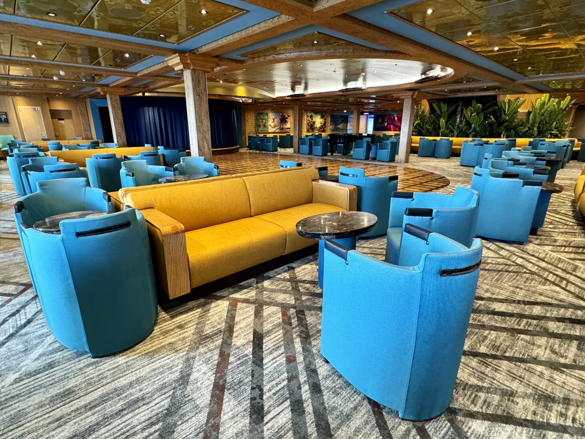 We Tested All the Margaritaville at Sea Islander Bars: Here's Our ...