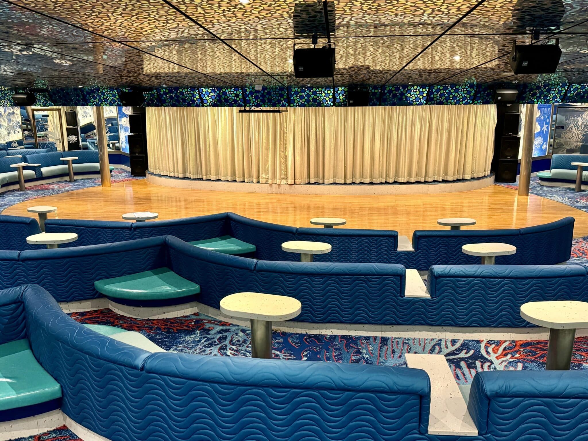 We Tested All the Margaritaville at Sea Islander Bars: Here's Our ...