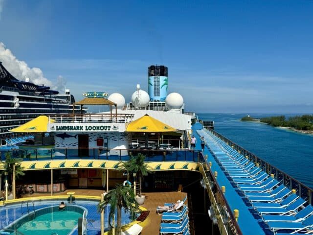 We Tested All the Margaritaville at Sea Islander Bars: Here's Our ...