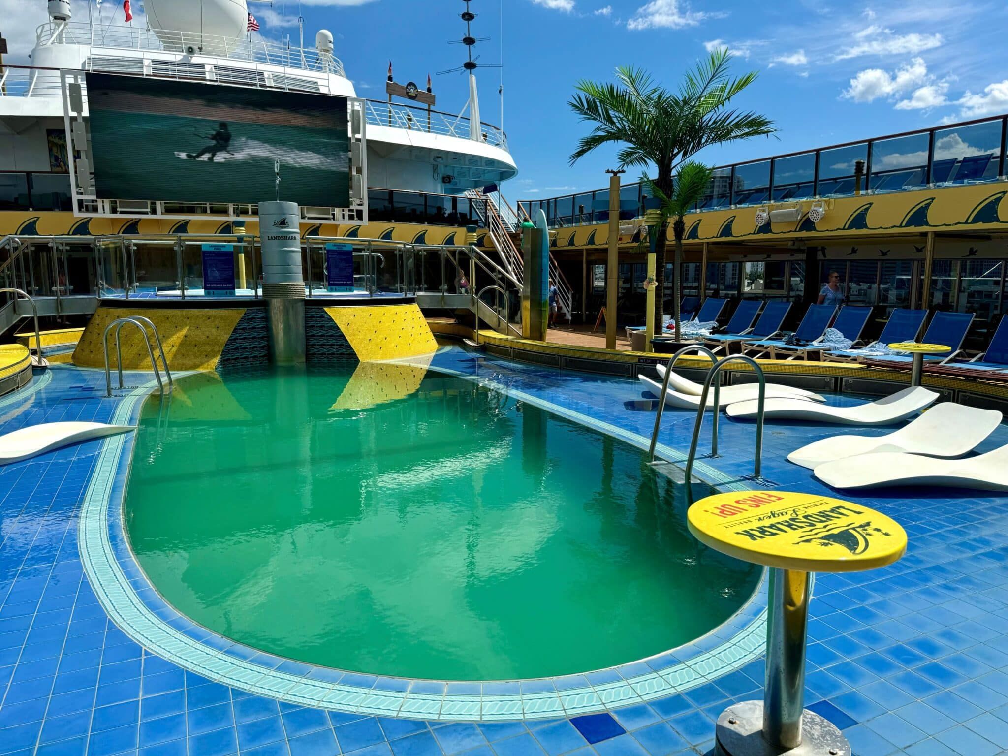 Our Expert Review of the New Margaritaville at Sea Islander