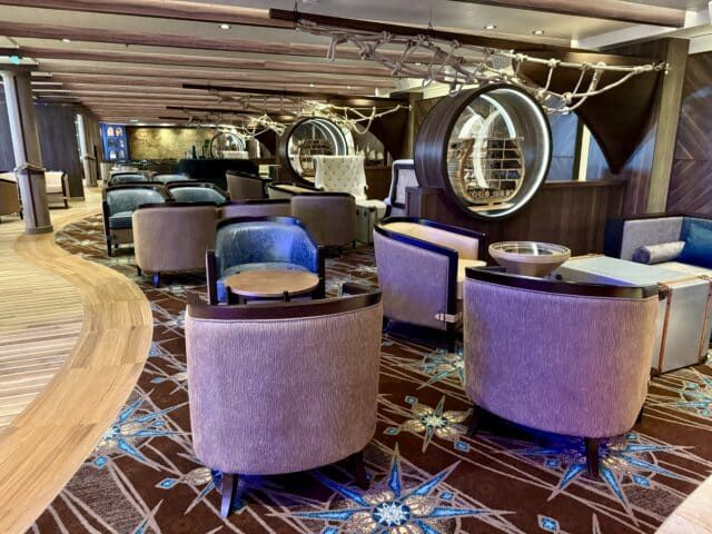 Our Complete Guide to All the Utopia of the Seas Bars With Menus