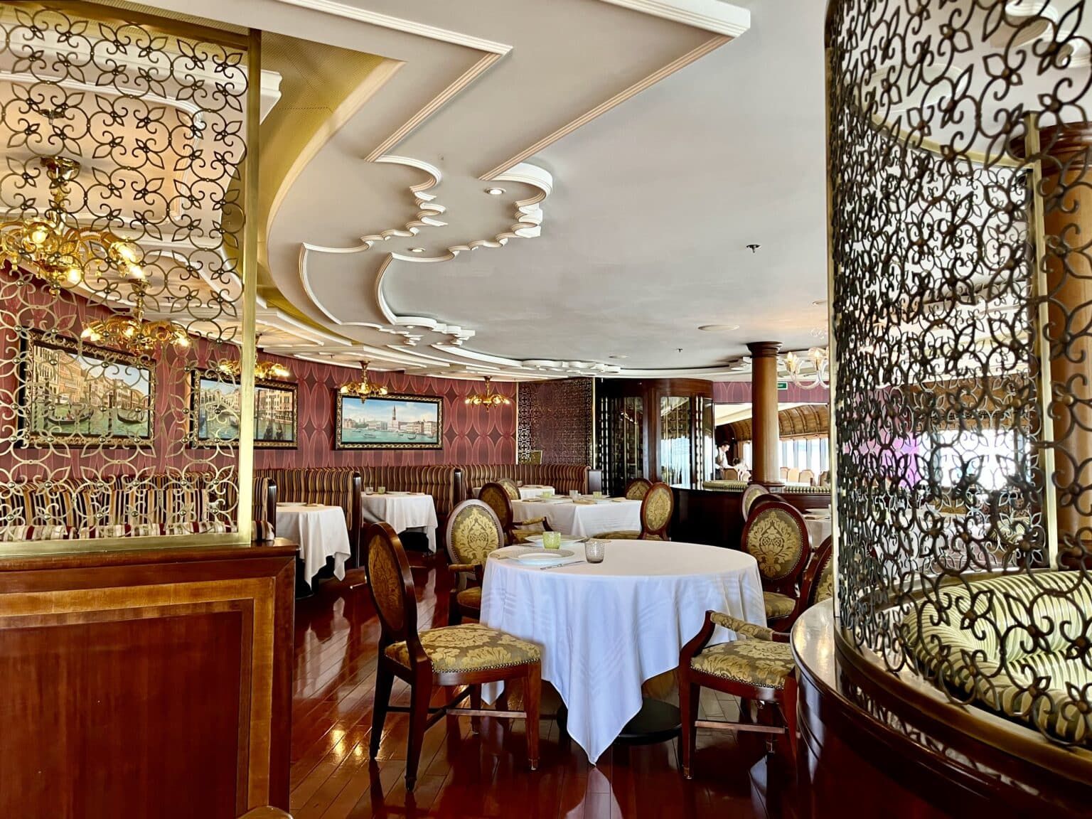 Disney Dream Restaurants Guide With Menus