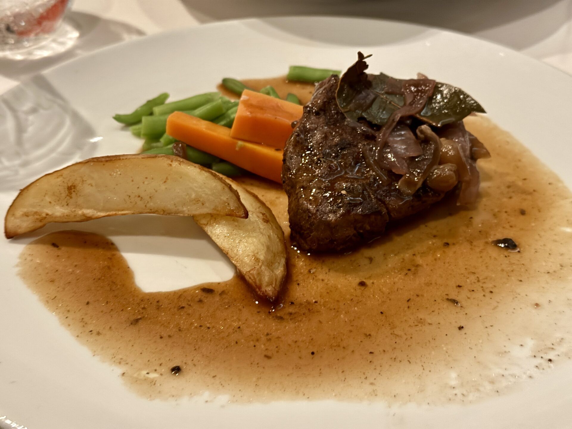 Our Complete Celebrity Summit Restaurants Guide With Menus